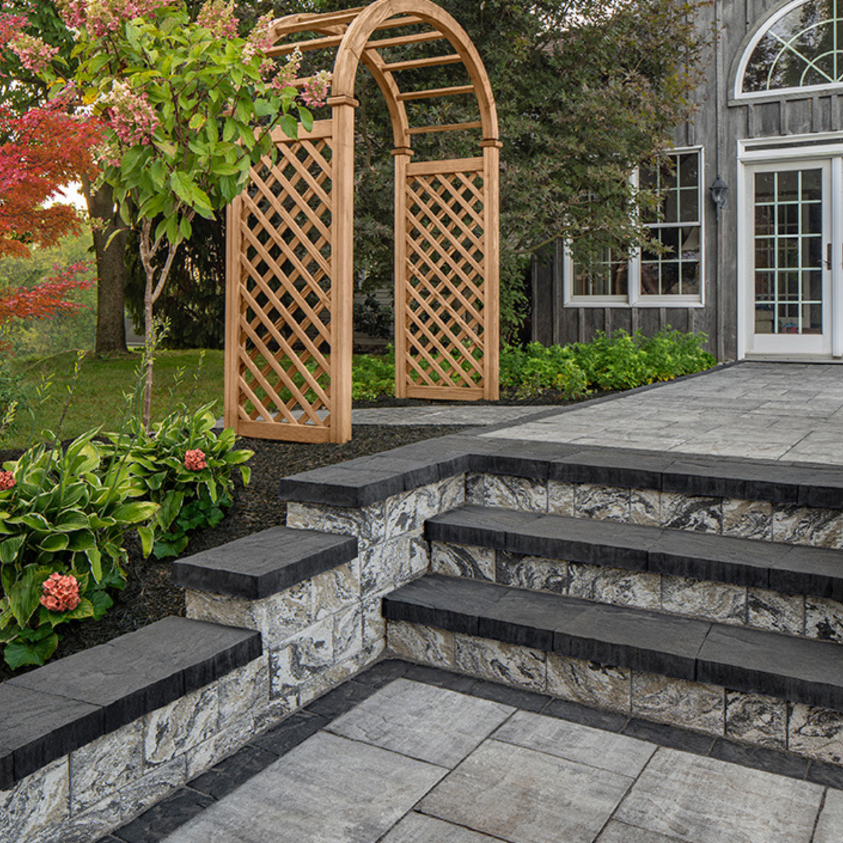 Crusader Ledgestone Cap | Cambridge Wall Cap & Pool Coping Staten ...